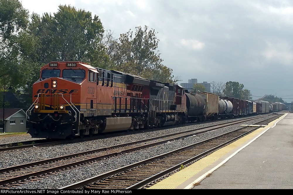BNSF 3830